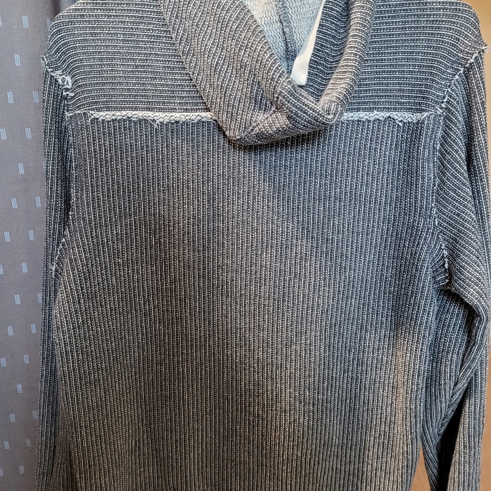 Ring Of Fire Downtown Los Angeles Distressed Pull Ove… - Gem